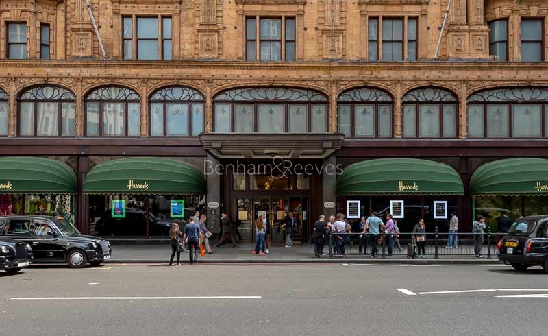 Living in Knightsbridge | Discover the best of Knightsbridge - London ...