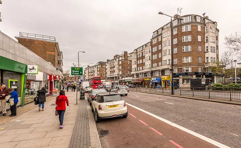 Living in | Discover the best of - London area guide