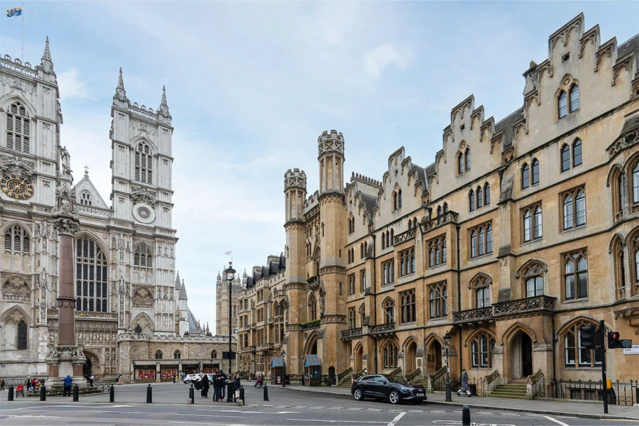 London’s private school postcodes command property premiums of up to 64 ...